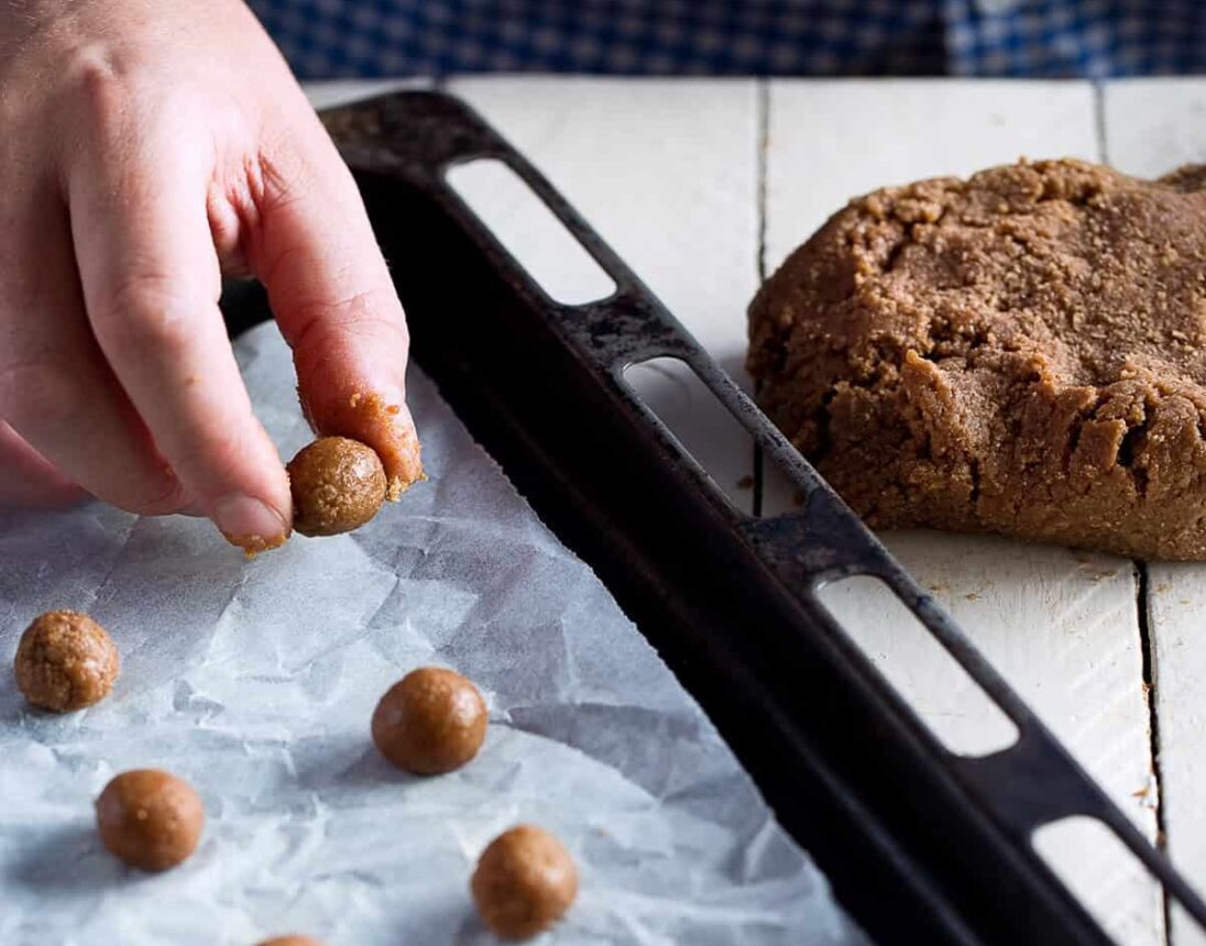 Kruidnoten bakken: zo doe je dat - Foodies