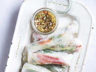 Zomerse hitte: 6x spring rolls vullen - Foodies