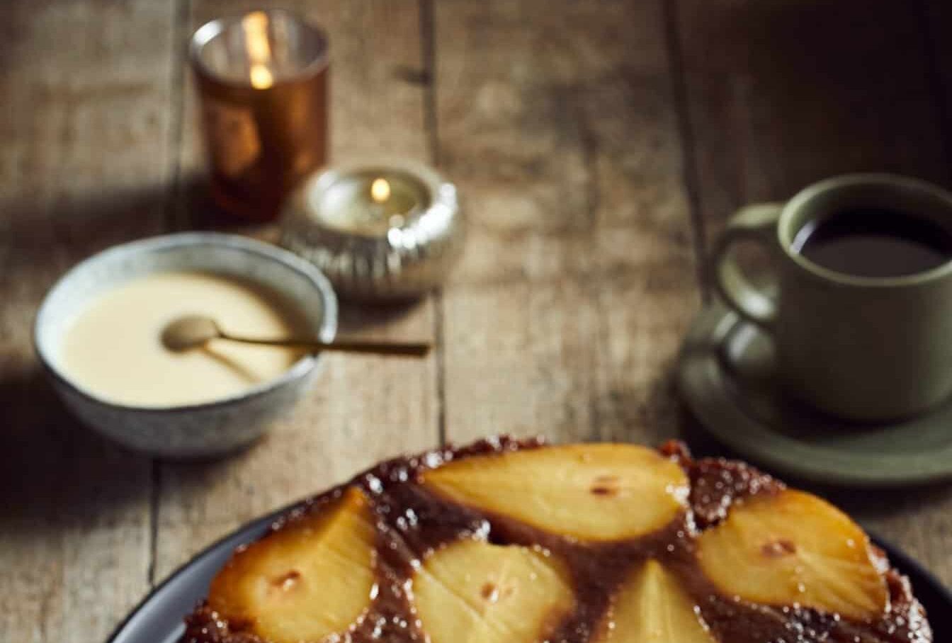 Cake tatin met peertjes en chocolade - foodies magazine