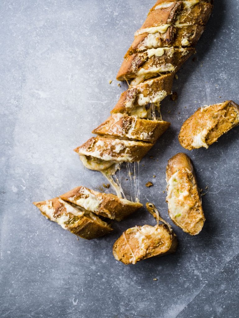 Zo bak jij het perfecte Franse stokbrood - Foodies