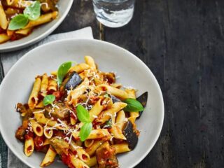 Handig overzicht: hoeveel gram pasta per persoon? - Foodies