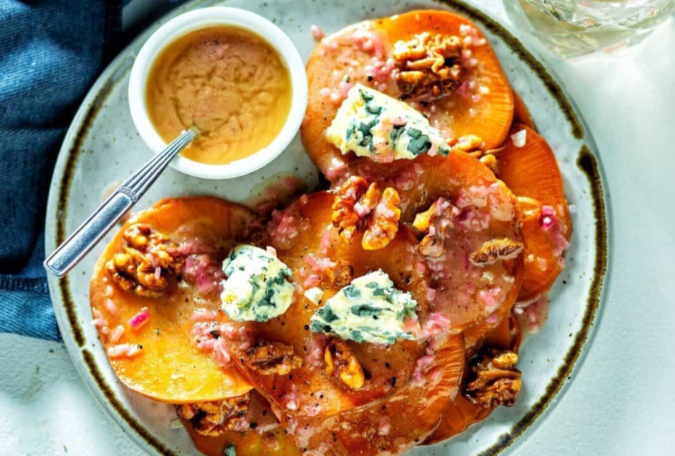 Salade van gepofte koolraap met walnotenvinaigrette