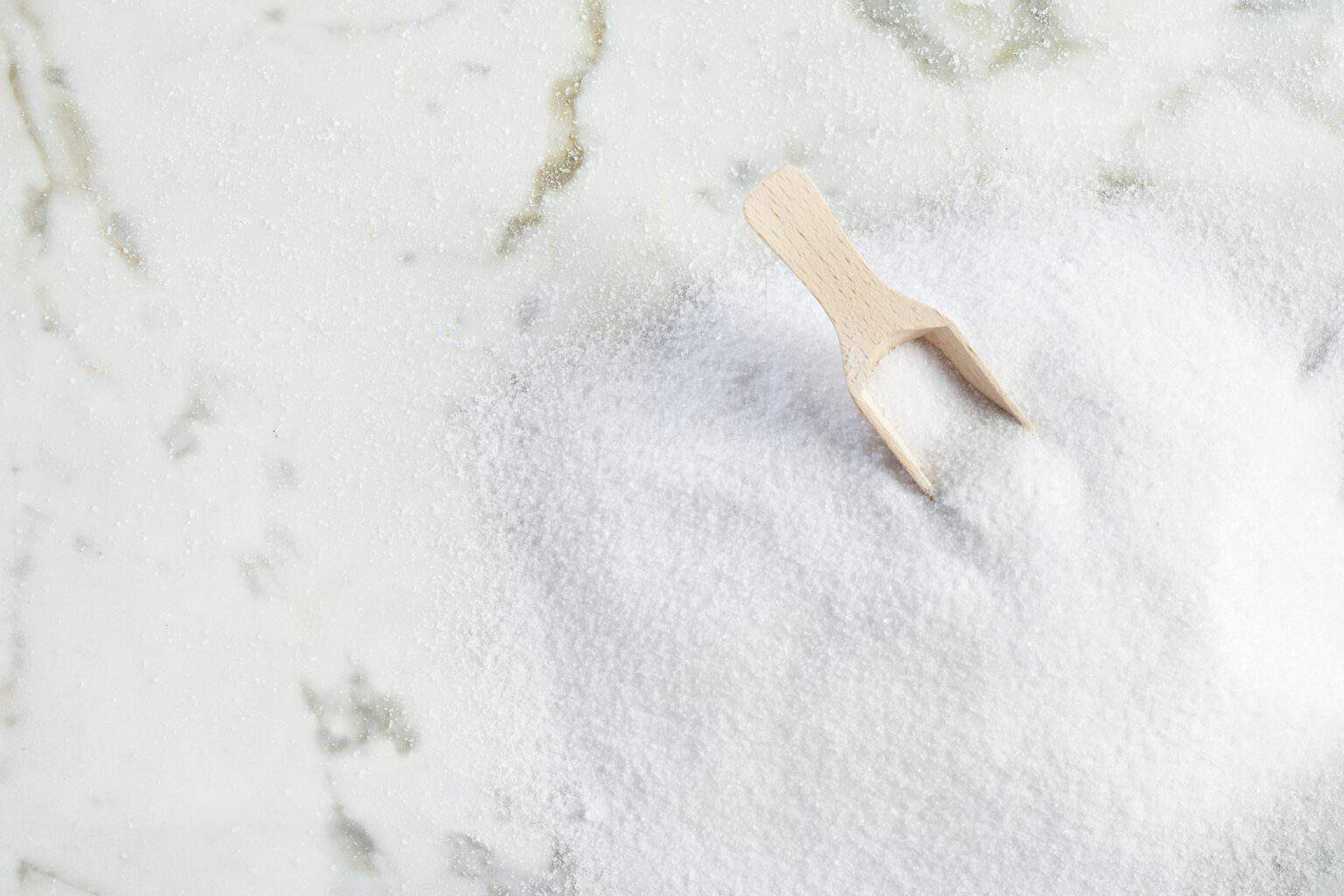 De verschillende soorten zout op een rij - Foodies