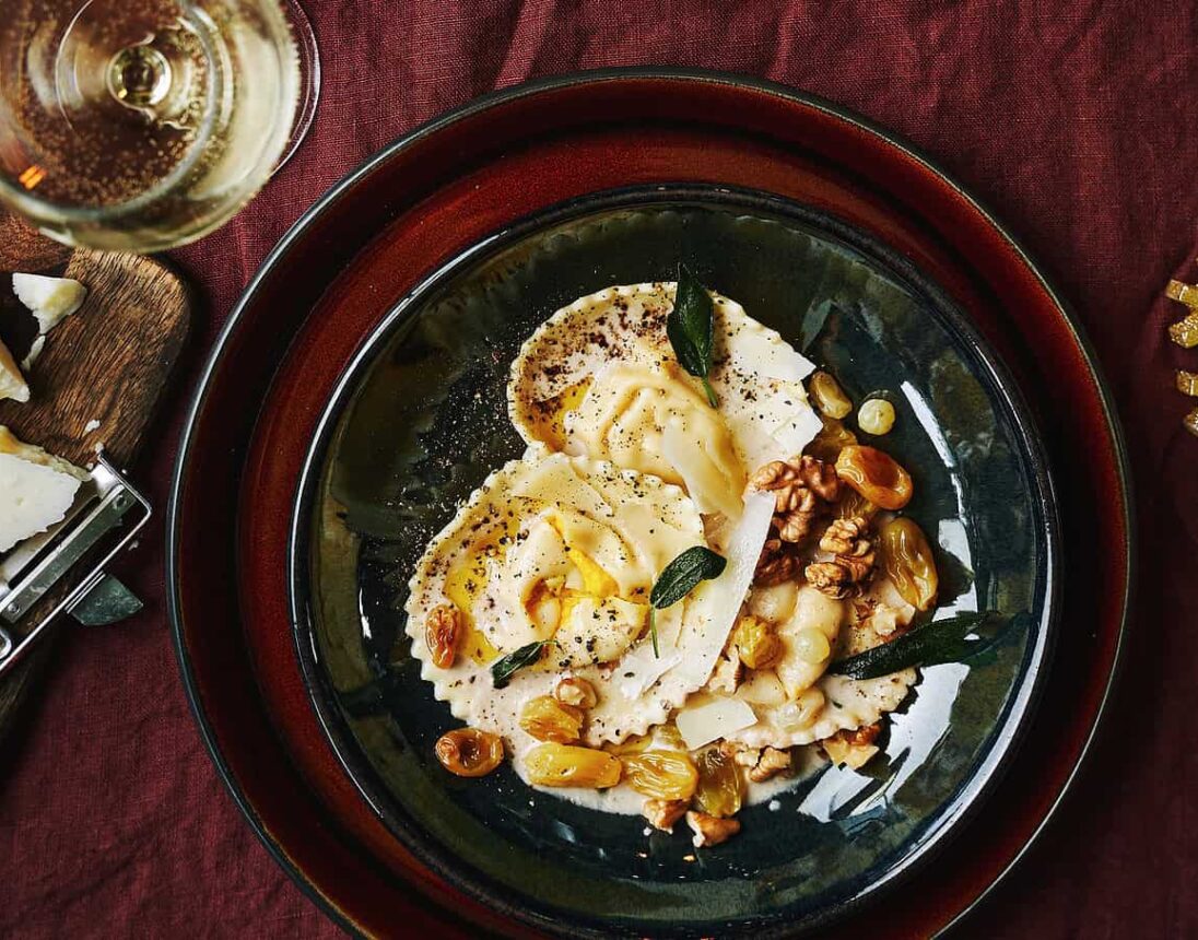 Ravioli met pompoen en schapenkaas