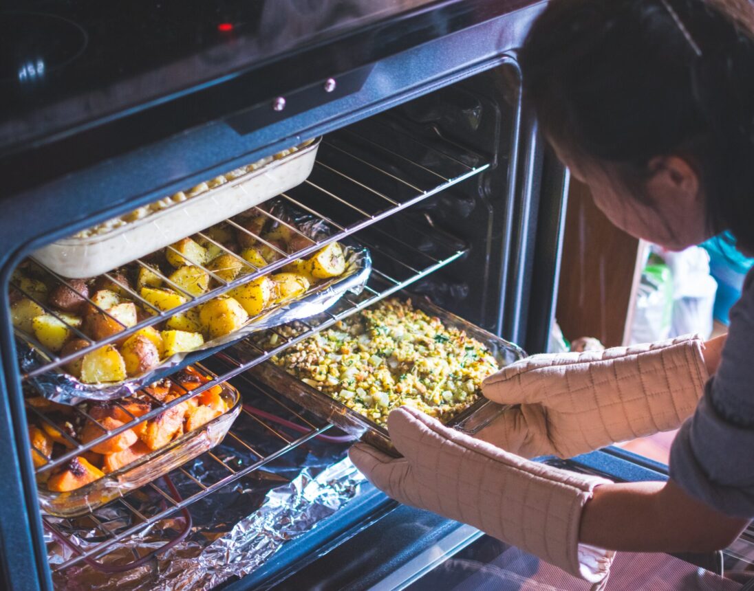 Eten opwarmen: zo doe je dat in de oven en magnetron - Foodies