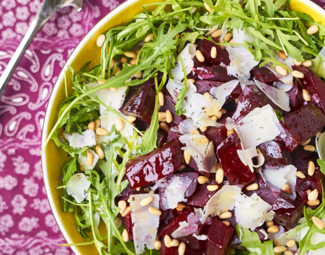 Geroosterde bietensalade met pecorino