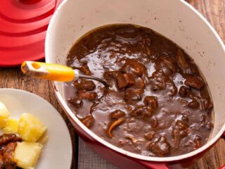 Hachee maken: zo doe je dat - Foodies