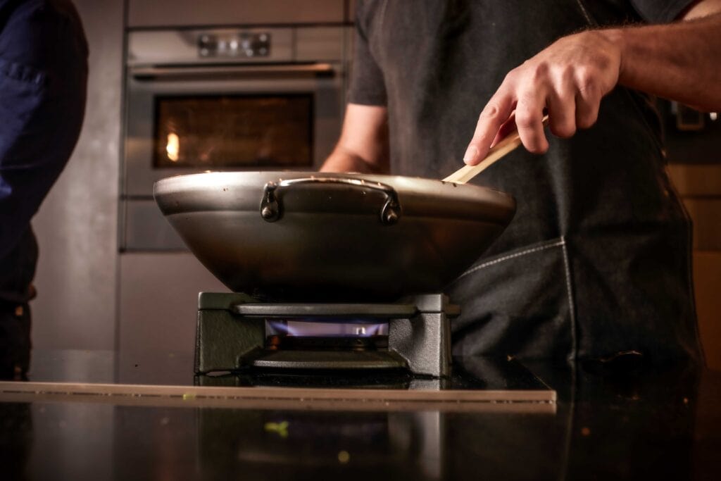 Ontdek de wereld van het wokken met chefs Tim & Willem - Foodies