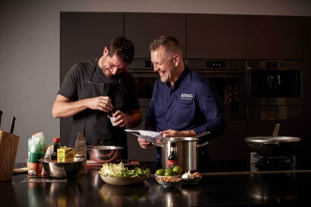 Ontdek de wereld van het wokken met chefs Tim & Willem - Foodies